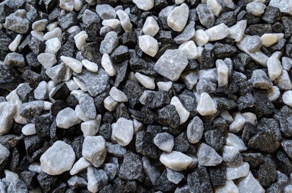Black Ice Gravel 20mm Bulk Bag | DW Fencing